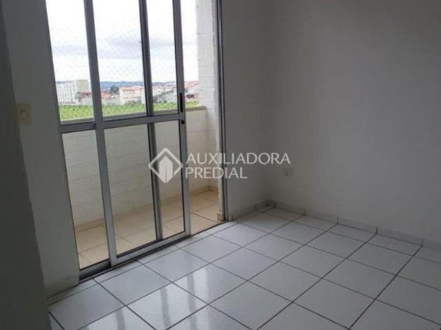 Apartamento no Jardim Santa Inês III