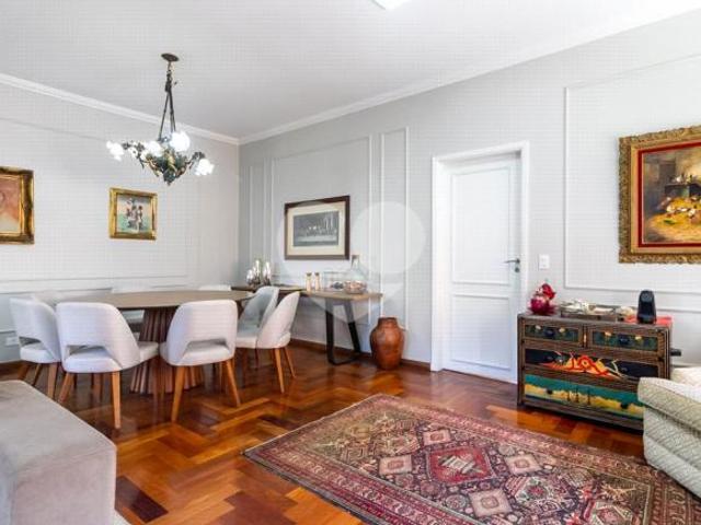 Apartamento no Jardim Paulista, 4 dormitórios, 4 suítes, 6 banheiros e 3 vagas