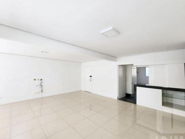 Apartamento no Jardim Paulista com 02 dormitórios 01 suíte e 01 vaga