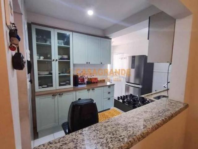 APARTAMENTO NO JARDIM PEREIRA DE AMPARO CENTRO JACAREI