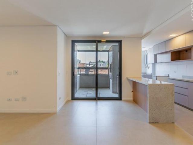 Apartamento no Jardim Rebouças, 03 Quartos, 02 Vagas, Churrasqueira a Carvão, Água Verde, Curitiba