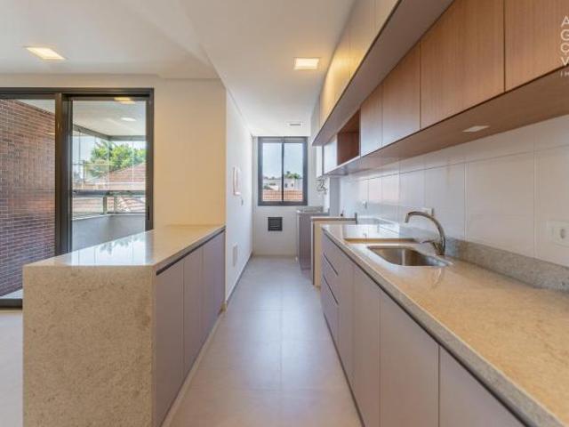 Apartamento no Jardim Rebouças, 03 Quartos, 02 Vagas, Churrasqueira a Carvão, Rebouças, Curitiba