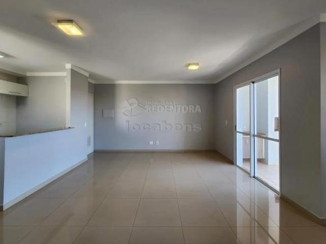 Apartamento no Jardim Tarraf II com 03 dormitorios e 03 garagens