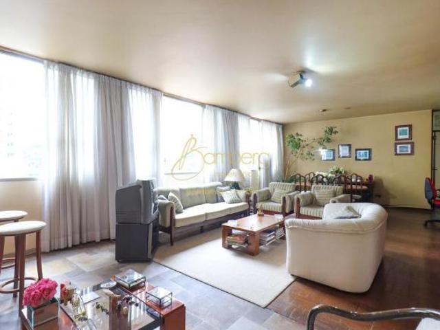 APARTAMENTO NO JARDINS COM 3 DORMITÓRIOS, SENDO DUAS SUÍTES 1 VAGA