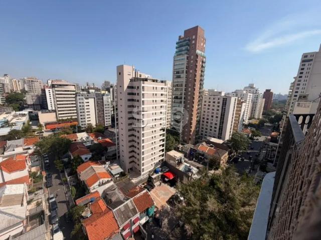 Apartamento no Jardins para locação com 2 dormitórios e 2 vagas