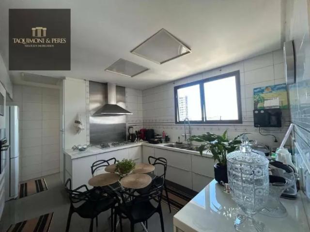 Apartamento no Jundiaí de 136 metros todo mobiliado!
