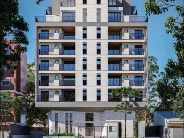 Apartamento no Juvevê com 3 suítes