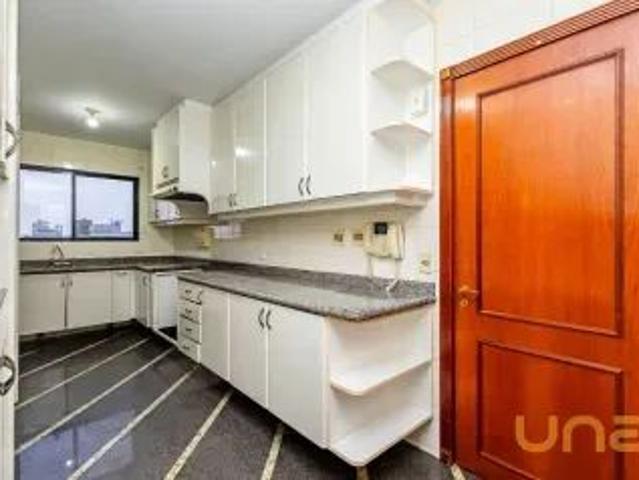 Apartamento no Juvevê de 114.48 m² com 2 quartos