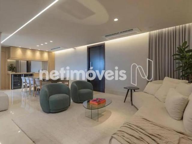 Apartamento no Liberdade