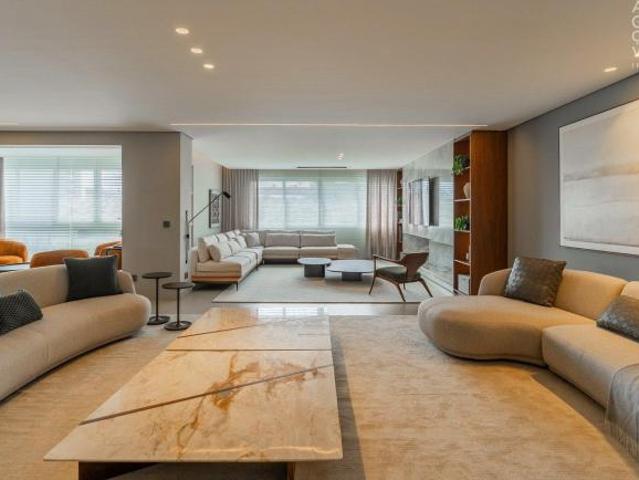Apartamento no Maison Fontainebleau, 04 Suítes, 04 Vagas, Face Norte, Batel, Curitiba