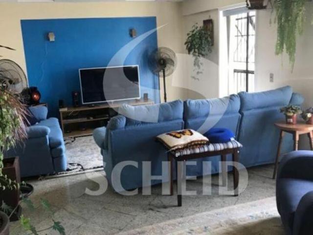 Apartamento no Marajoara, 5 dormitórios