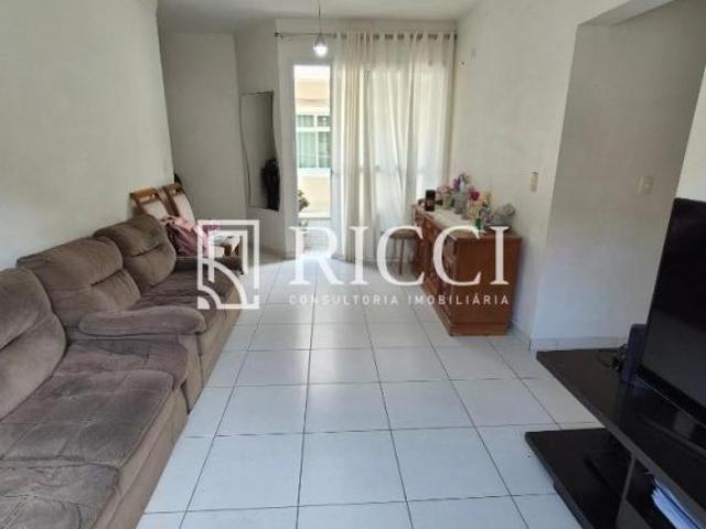 Apartamento no Marapé com elevador 2 quartos 1 suíte