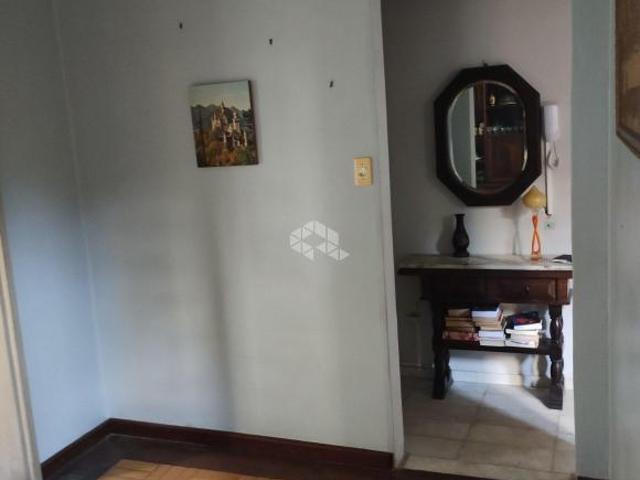 Apartamento no Menino Deus de 3 dormitórios