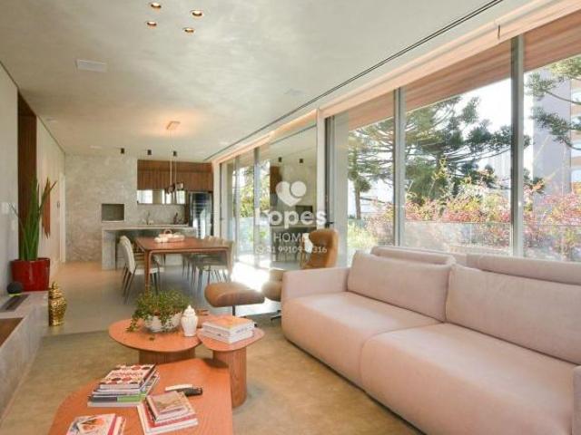 APARTAMENTO NO MERCÊS | 2 SUÍTES | 3 VAGAS