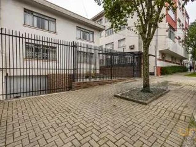 Apartamento no Mercês de 106.11 m² com 2 quartos
