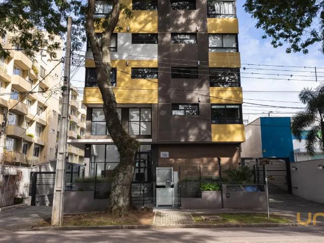 Apartamento no Mercês de 73.1 m² com 1 quarto
