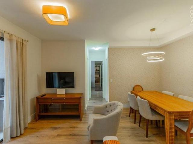 Apartamento no Monde Champagnat, 02 Quartos, 01 Vaga, Face Norte, Bigorrilho, Curitiba