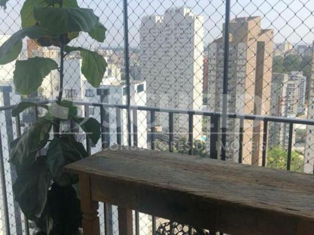 Apartamento no Morumbi com 135m² com 3 suítes e 4 vagas