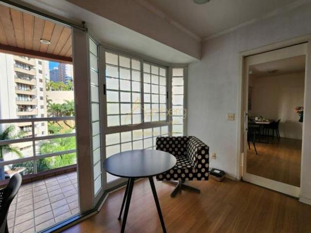 Apartamento no Morumbi com 1 suíte, varanda e 1 vaga