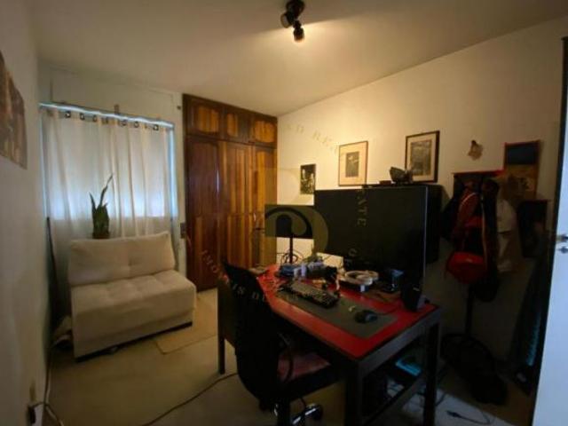 Apartamento no Morumbi, com 3 dormitórios e 2 vagas