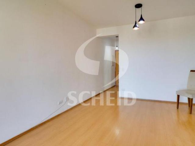 Apartamento no Morumbi com 3 quartos e 2 vagas