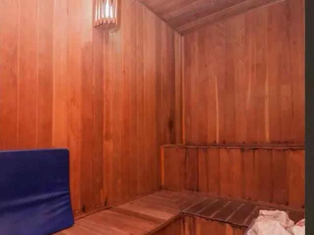 Apartamento no Morumbi com amplo terraço e 3 Suítes amplas, 3 vagas, 220m²