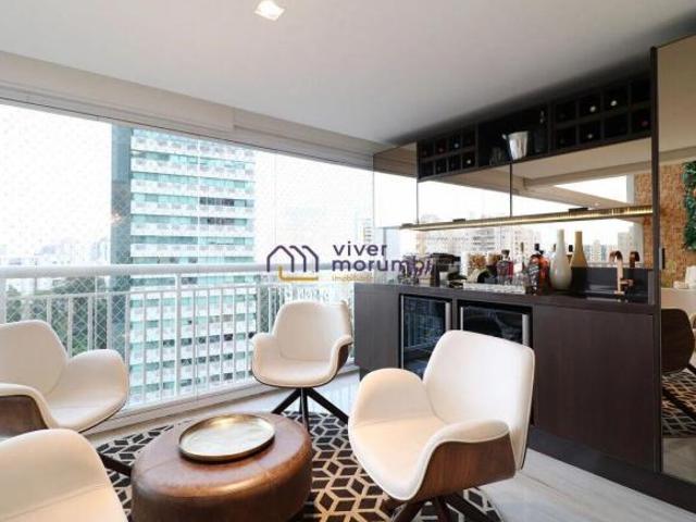 Apartamento no Morumbi 4 Dormitórios Suítes
