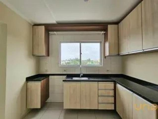 Apartamento no Novo Mundo de 79 m² com 2 quartos