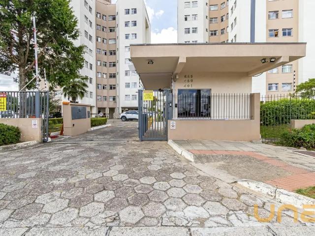 Apartamento no Novo Mundo de 72.95 m² com 2 quartos
