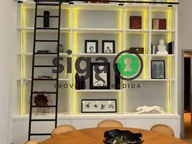 APARTAMENTO NO PANAMBY COM 3 SUÍTES Á VENDA, 3 VAGAS!