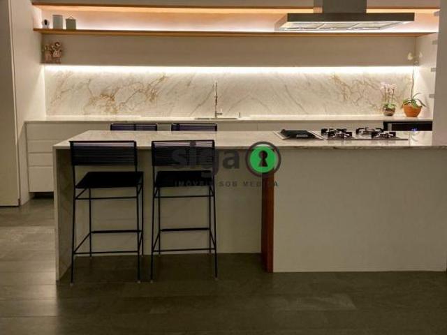 APARTAMENTO NO PANAMBY COM 3 SUÍTES Á VENDA, 3 VAGAS, QUADRA DE TENIS! REFORMADO!