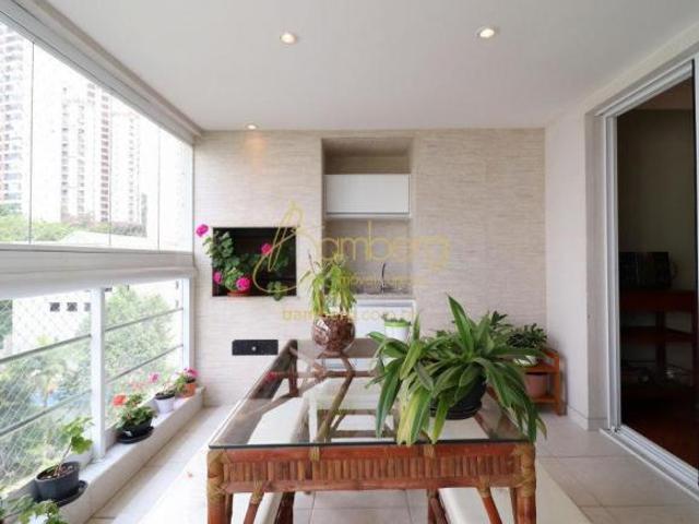 Apartamento no Panamby. Encantador, espaçoso e com lazer completo