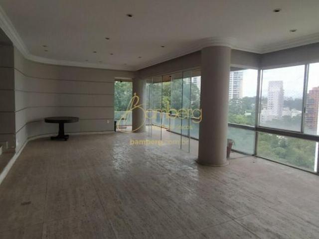 Apartamento no Panamby ? 4 Suítes, 4 Vagas, 300 m² e Lazer Completo!
