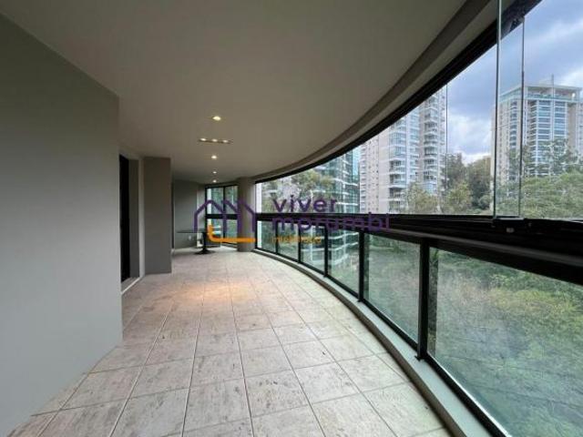 Apartamento no Panamby 4 Suítes 5 Vagas