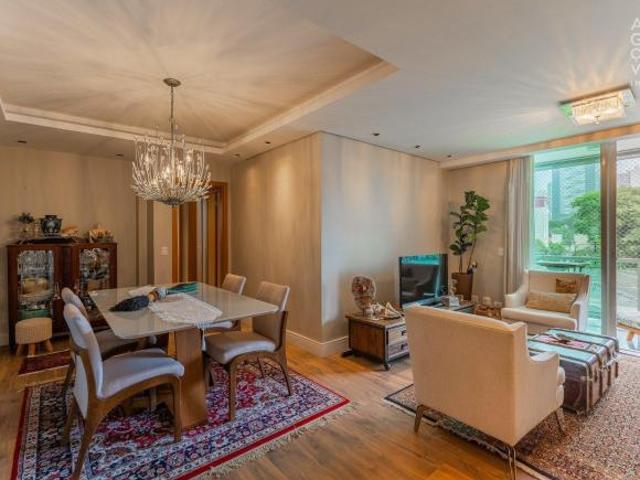 Apartamento no Palmerston, 03 Quartos, 02 Vagas, Varanda Gourmet, Água Verde, Curitiba
