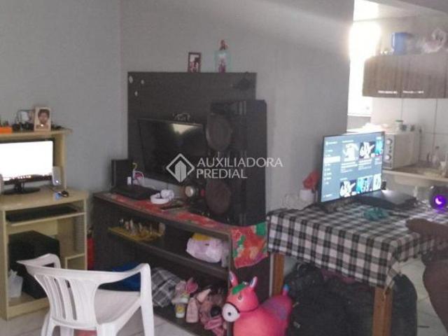 APARTAMENTO NO PARTENO, 2 QUARTOS, SALA, COZINHA, VAGA DE GARAGEM.Porto Alegre