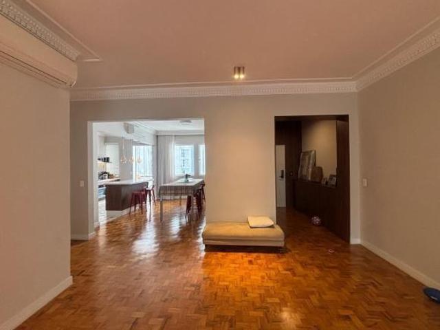 Apartamento no Paraiso com 3 dormitórios à venda, 190 m² por R$ 2.290.000 REFORMADO