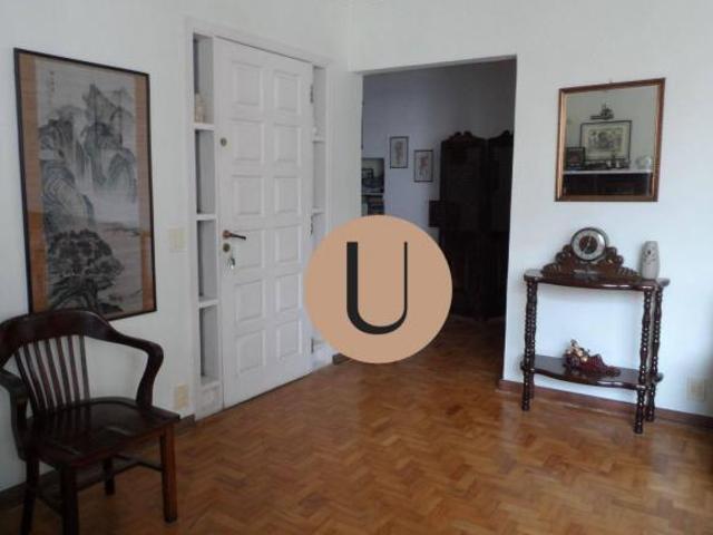 Apartamento no Paraíso: Conforto e Espaço com 3 Quartos, 2 Suítes e 1 Vaga