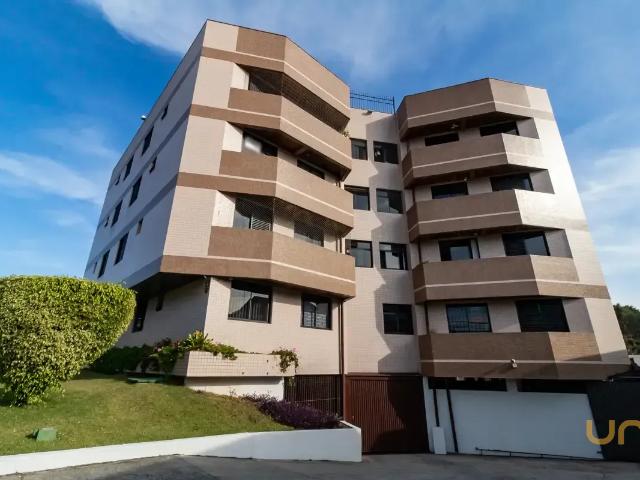 Apartamento no Parolin de 132 m² com 2 quartos