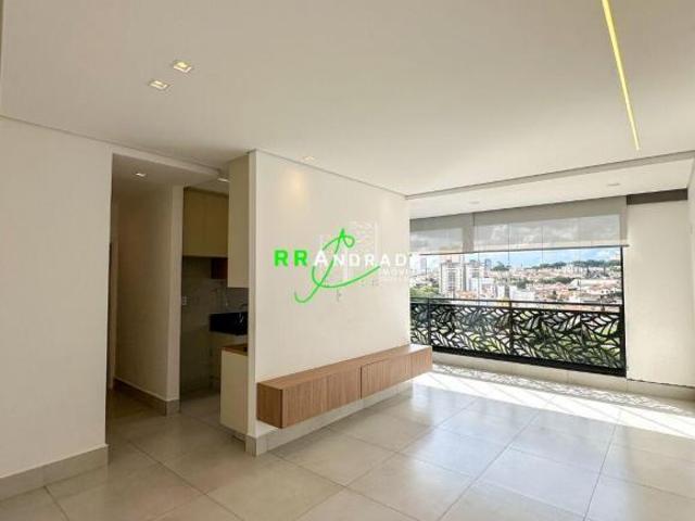 Apartamento No Parque dos Lima