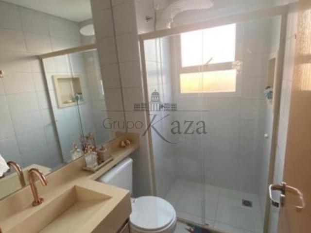 Apartamento no Parque Industrial Condomínio Monte Zurich