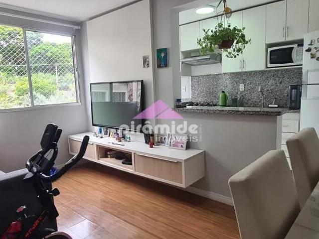 Apartamento no Parque Residencial Flamboyant no condomínio Spazio Santos Dumont em São José dos Camp