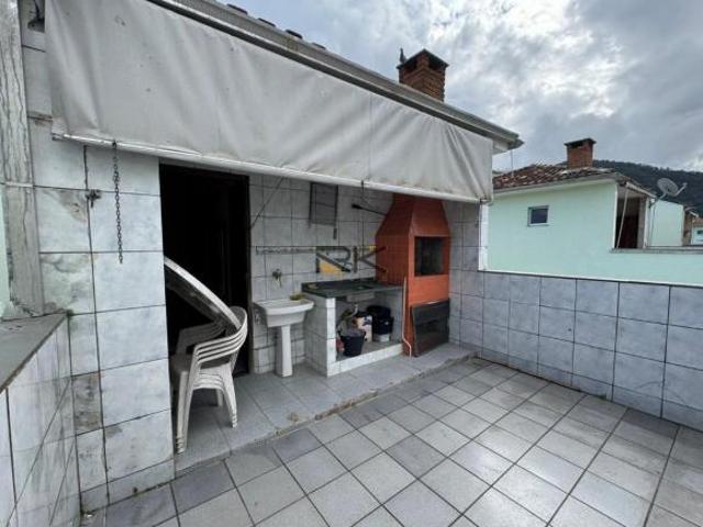 Apartamento no Pereque Açú à venda com 2 dormitórios,sala,cozinha e banheiro