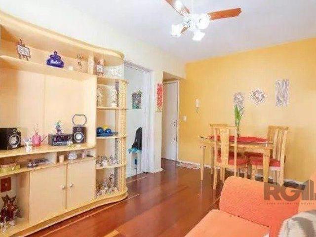 Apartamento no Petrópolis de 1 dormitório e vaga