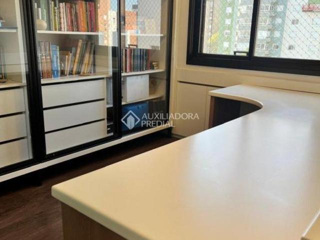 Apartamento no Petrópolis em Porto Alegre