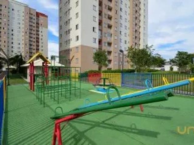 Apartamento no Pinheirinho de 89.63 m² com 3 quartos