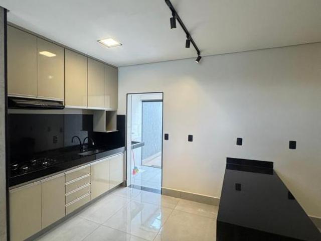 Apartamento no Piratininga por 430 mil