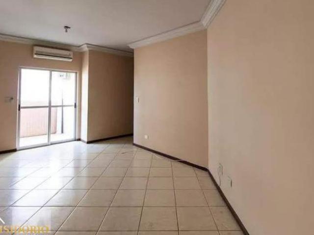 APARTAMENTO NO PORTÃO! 02 QUARTOS, SACADA, CHURRASQUEIRA, 03 VAGAS!