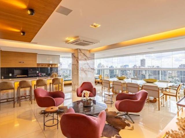 Apartamento no Premier L’Allure com 200 m², 3 suítes e 4 vagas na Ricardo Paranh