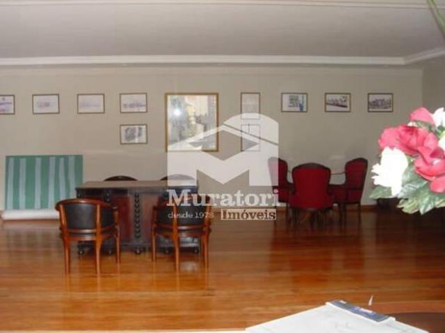 Apartamento no primeiro andar e mobiliado em Capivari
